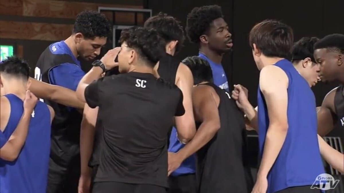 プロバスケB2「青森ワッツ」新体制で優勝目指す 新加入の注目は「茨城ロボッツ」から移籍の浅井修伍 選手 アメリカでの武者修行終えた寺嶋恭之介キャプテン「今まで以上に自信のある準備をしてきた ...