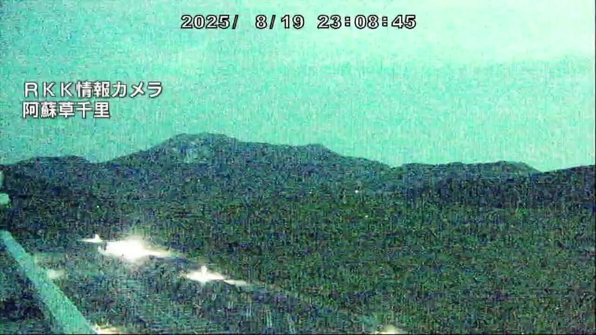 〝火球〟夜空に まばゆい光 熊本県内各地の情報カメラ【瞬間映像】 | 熊本のニュース｜RKK NEWS｜RKK熊本放送 (1ページ)