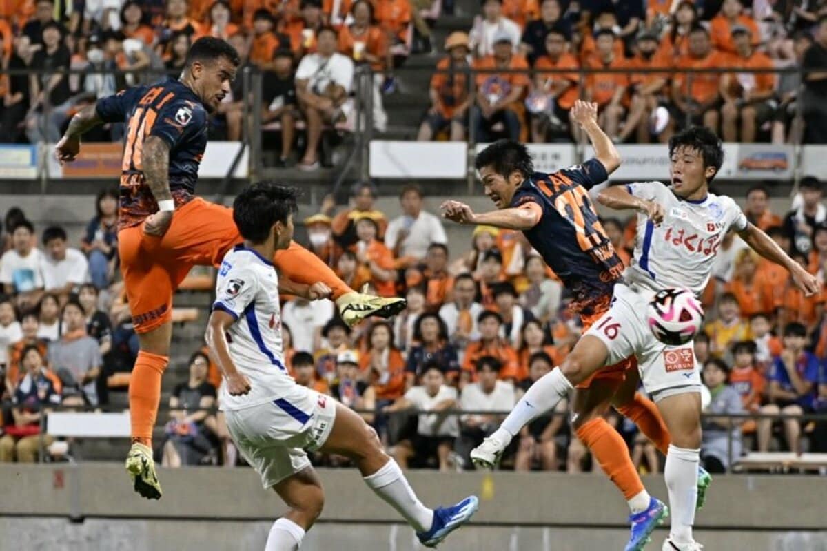 清水エスパルス首位堅持 甲府との“富士山ダービー”で3-0 止まらないホーム無敗記録13に【J2第27節】 | TBS NEWS DIG