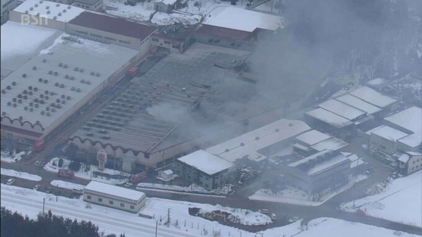「出火直後の停電と有毒ガス含む黒煙で避難困難」三幸製菓荒川工場6人死亡の火災で消防庁が報告書 | TBS NEWS DIG