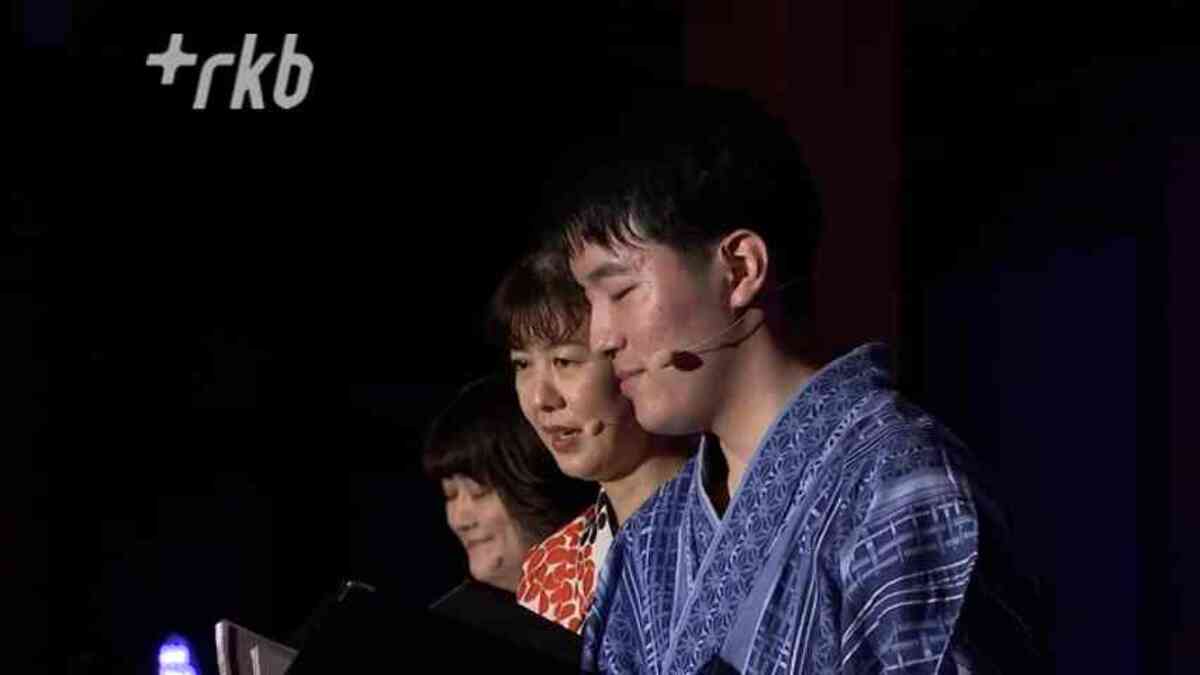 昔話やAIがテーマの作品をRKBアナウンサー“朗読”「お話能舞台」 | TBS NEWS DIG