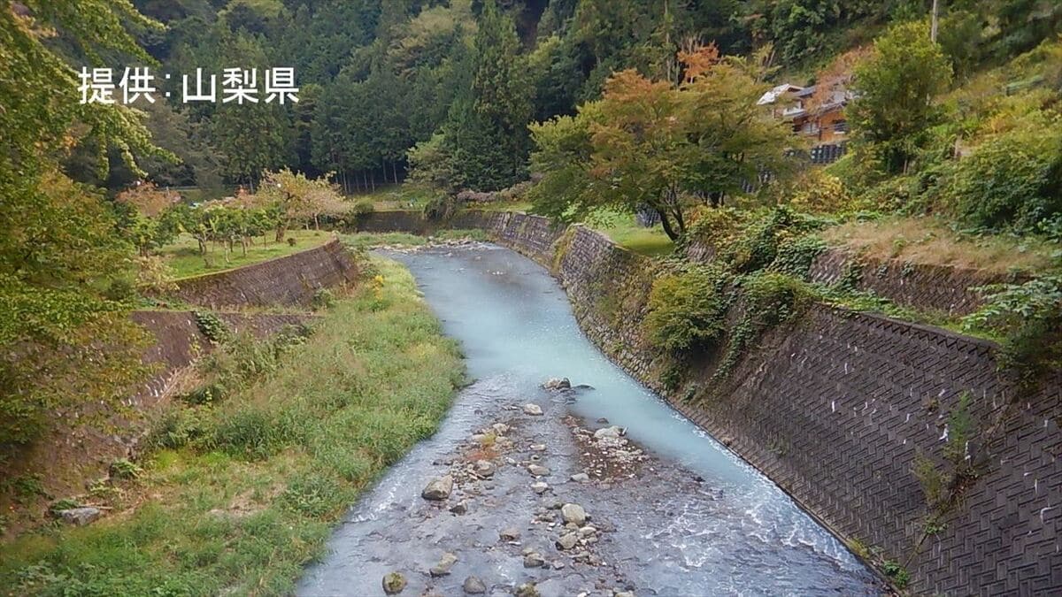 【速報】河川に不法投棄のペンキ流出 魚の死骸も確認 山梨・上野原市（UTYニュース）｜dメニューニュース（NTTドコモ）