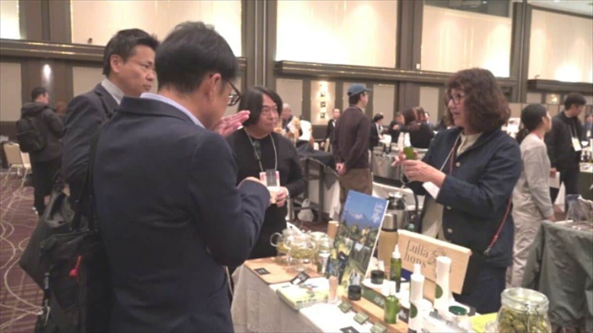 「思いが強くなった。勝負をかけたい」 加工食品など自慢の逸品 バイヤーなどにPR 約70の小規模事業者がブース 山梨（UTYニュース）｜dメニューニュース（NTTドコモ）