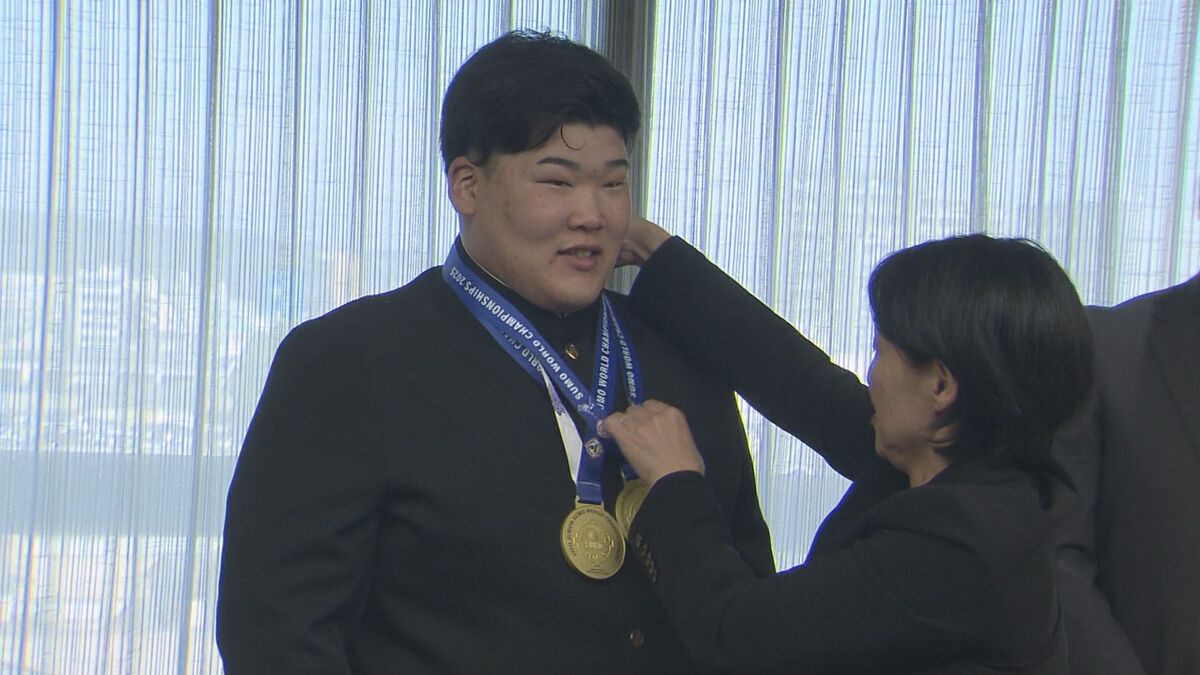 身長180cm・体重140kg 動物を愛する17歳が相撲で“世界一”に 眼差しは優しく、見据えるのは「2連覇」（RKK熊本放送）｜dメニューニュース（NTTドコモ）