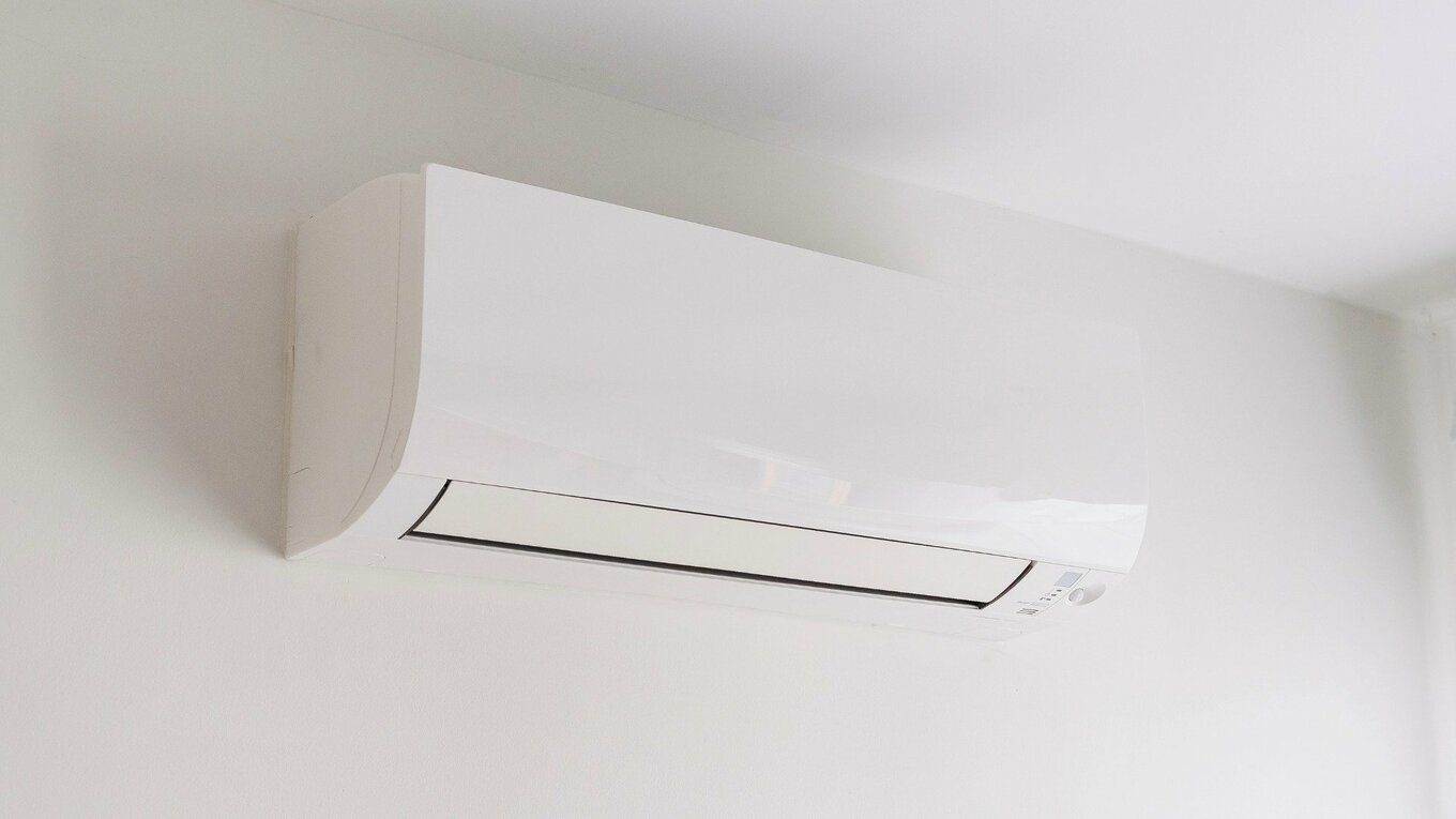 「家族で外食や遊びにいけるかも！」 エアコン”ちょっとの手入れ”と”工夫”で 電気代”年間1万円以上の節約に 【メーカーが分かりやすく解説】 | TBS NEWS DIG