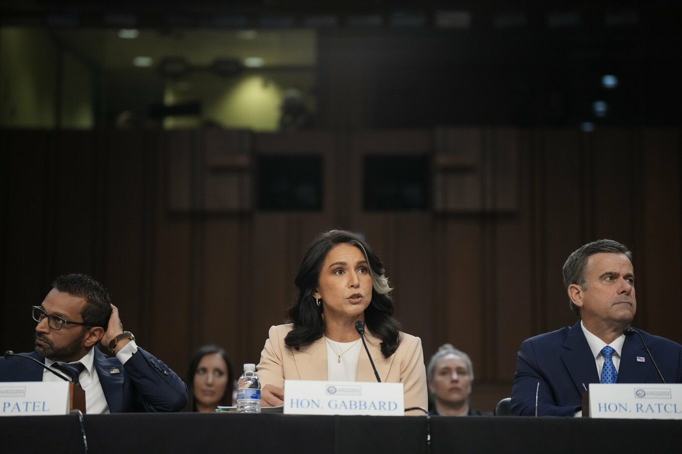 米情報機関トップをマドゥロ氏追放作戦から除外、トランプ政権に亀裂 | TBS CROSS DIG with Bloomberg