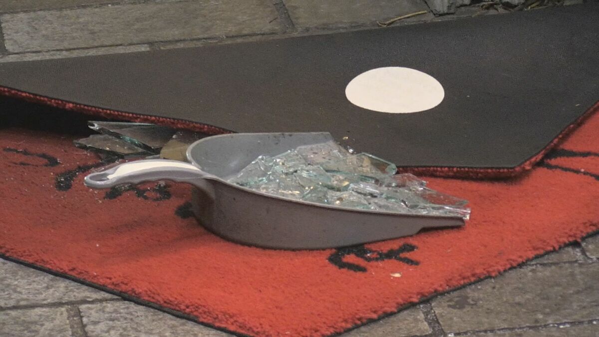 「ラーメンの味が薄い」叫んで暴れラーメン店のガラスドアを蹴り壊したか 酒に酔った51歳職業不詳の男「ラーメンが･･･腹が立って蹴破りました」容疑認める（RKB）｜dメニューニュース（NTTドコモ）