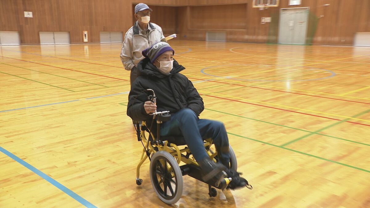 障害がある人も自由に移動 足こぎ車いす“コギー”体験会 | TBS NEWS DIG