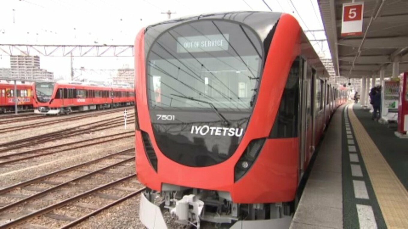伊予鉄道 郊外電車の新型車両「7000系」デビュー！オリジナルは67年ぶり 2027年までに18両導入の計画 | TBS NEWS DIG